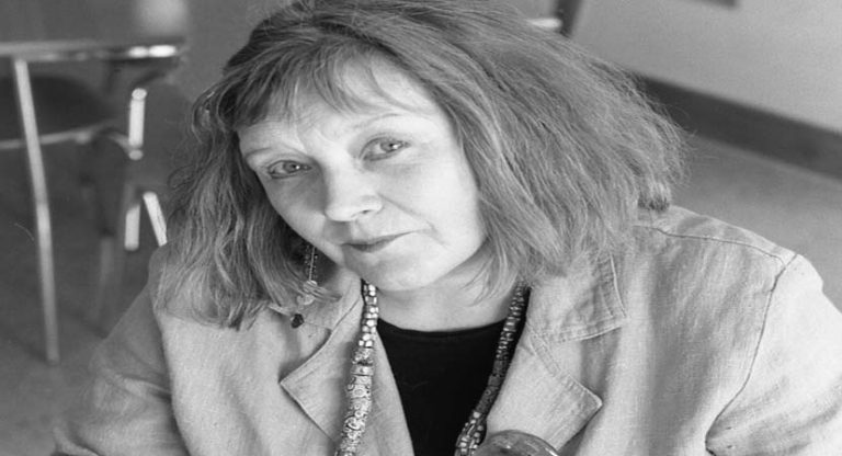 menna-elfyn - Literature Wales