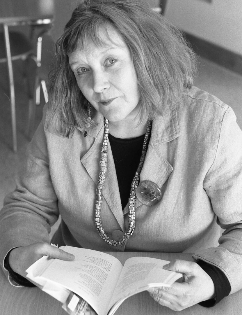 menna-elfyn - Literature Wales