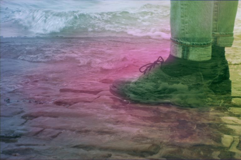 Sgwennau ar y dibyn Iola Ynyr & Mirain Fflur - Literature Wales